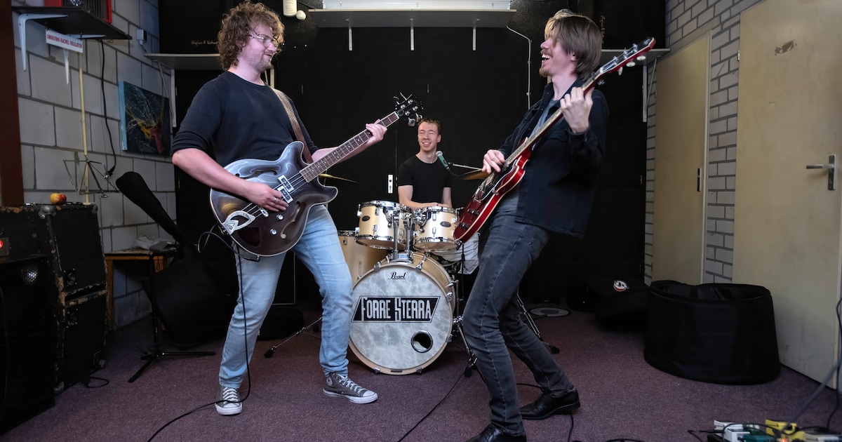 Helmondse band Forre Sterra brandde eerste album op Kruidvat-cd’s, nu ...
