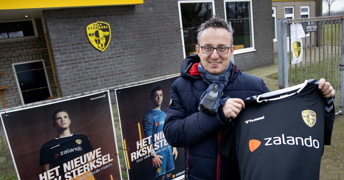 Voor even een voetbalprof bij RKSV Sterksel | Regio | ED.nl