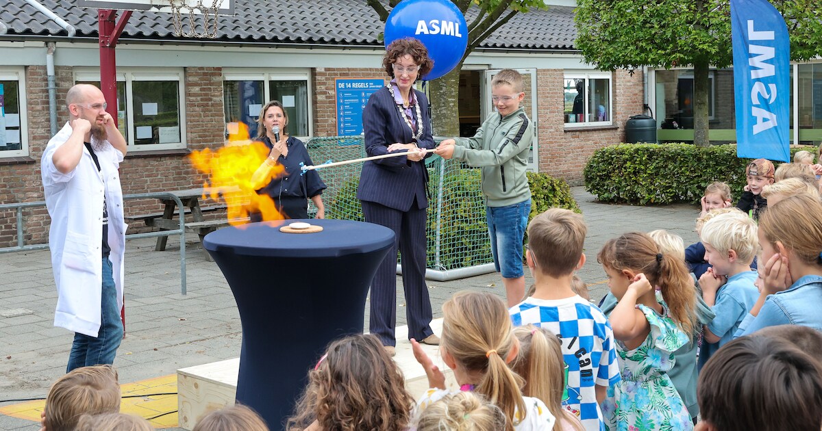 Regenboog in reageerbuisje en ruimtereis op het schoolplein: zo maakt ...
