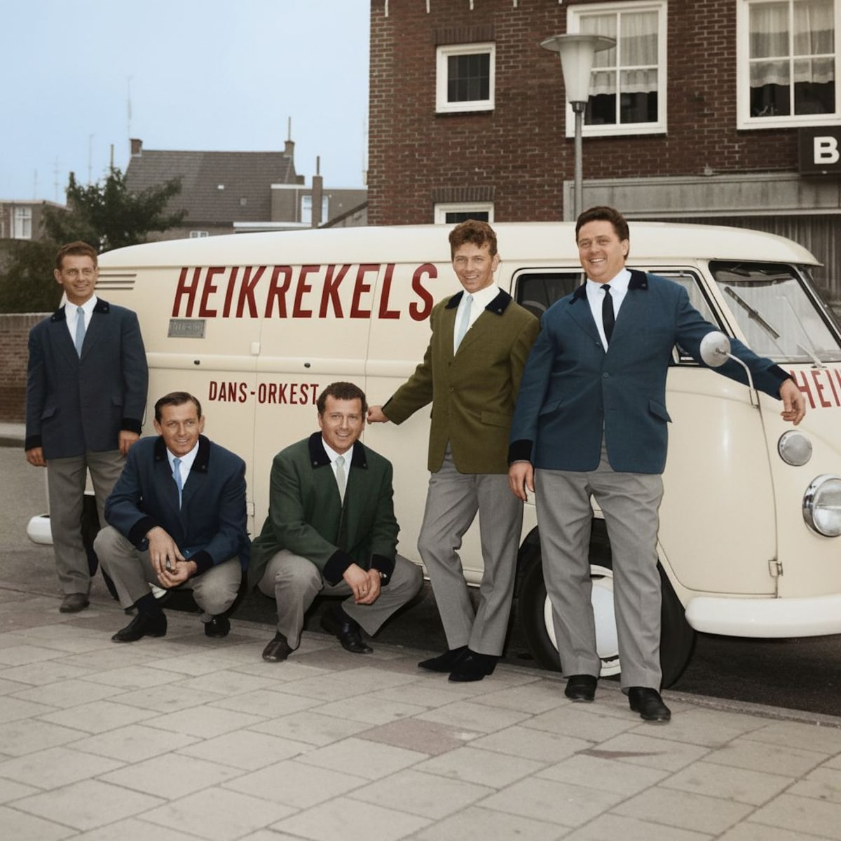 Hoe de Heikrekels uit Geldrop bijna de grootste Nederlandstalige hit ...
