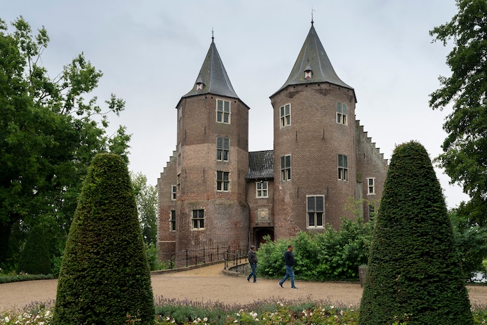 Tien Brabantse monumenten te koop voor spotprijzen, zoals dit prachtige ...