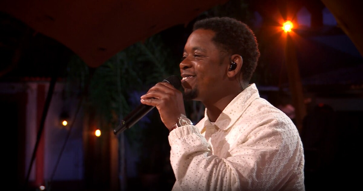 Tranen in Beste zangers door optreden Typhoon: ‘Hij is echt een engel ...