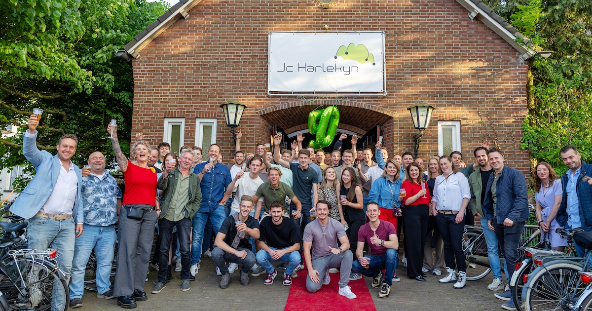 Harlekyn na vijftig jaar nog springlevend: jong ontmoet oud in ...