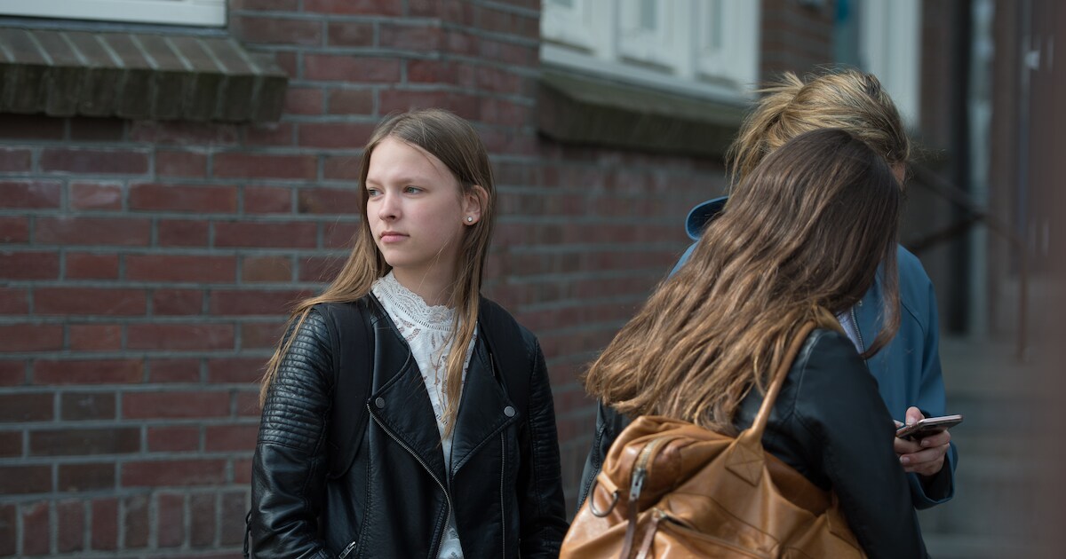 Best gaat eenzaamheid bij jongeren tegen met Join Us | Best | ed.nl