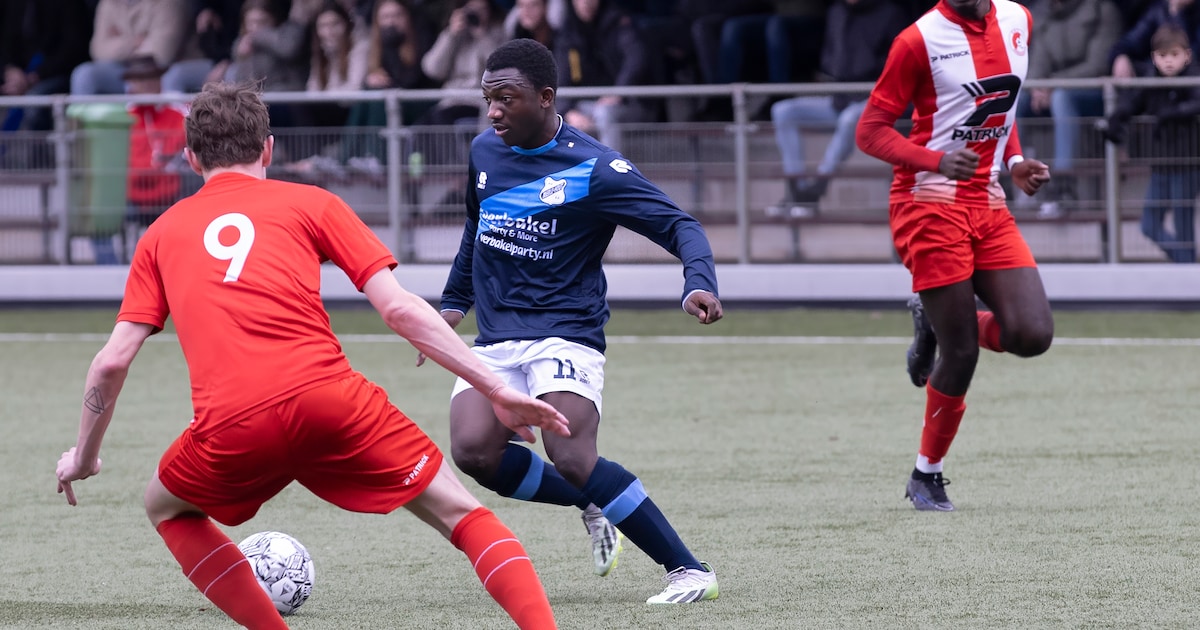 Yasin Magazi schenkt Mierlo Hout in slotseconden de overwinning: ‘Het ...