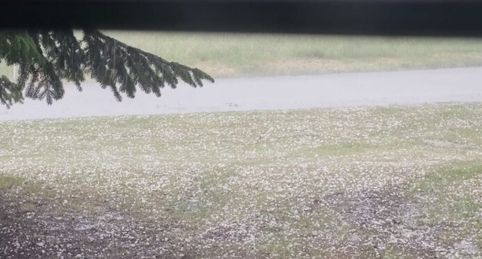 Code geel in gedeelte van Brabant, wateroverlast en onweer op komst ...