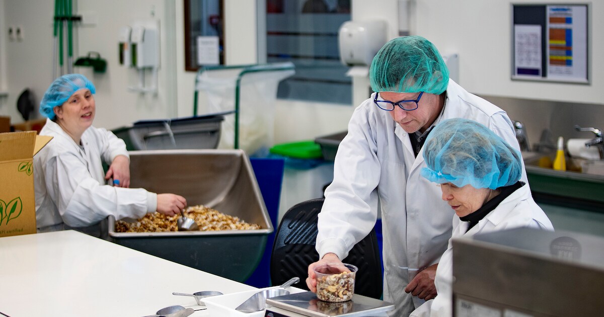 Senzer miljoenen duurder voor Peelgemeenten door stijgende lonen ...