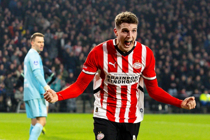 Waarom PSV inzet op het behouden van Guus Til, die nog een belangrijke ...