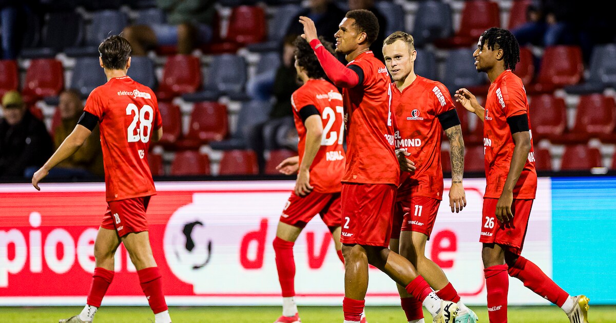 Justin Ogenia goud waard voor Helmond Sport: ‘Ik denk dat ik een glazen ...