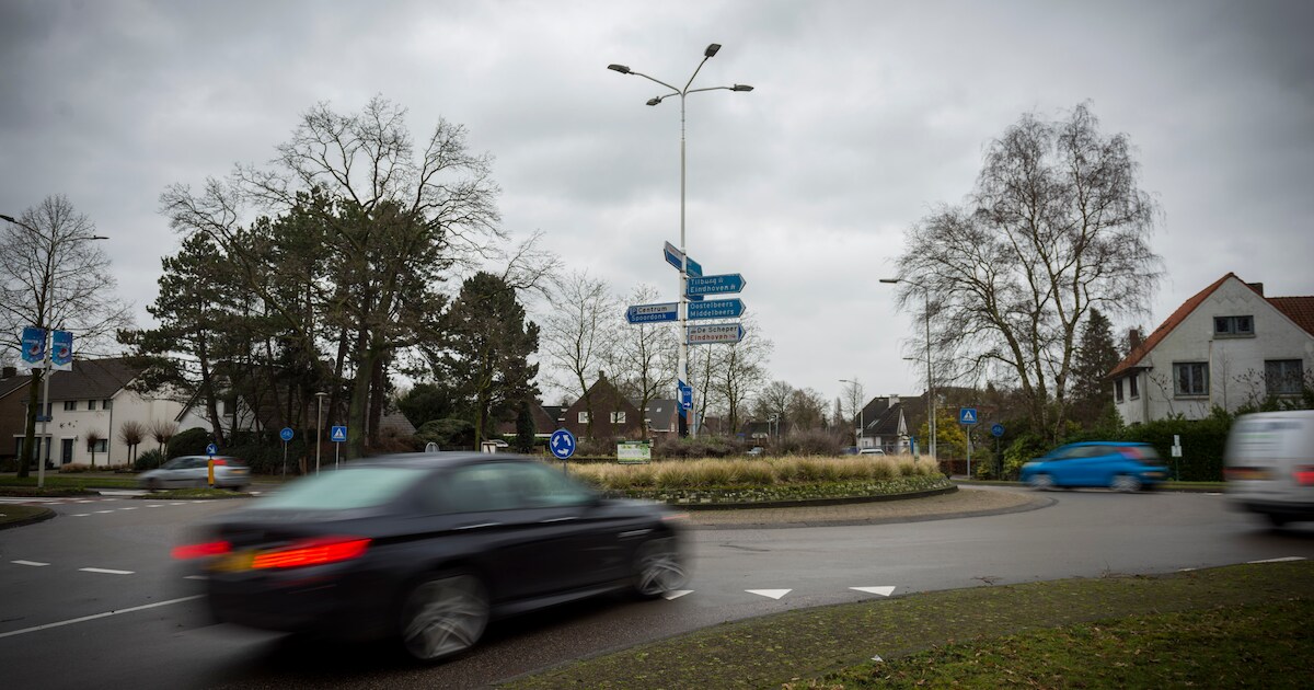 Keuze tussen ovonde en rotonde uitgesteld in Oirschot | Oirschot | ED.nl