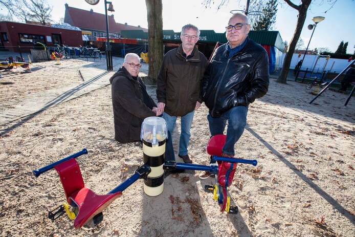 Speeltuinvrijwilligers Sjef en Janneke van Tilburg krijgen Helmondse ...
