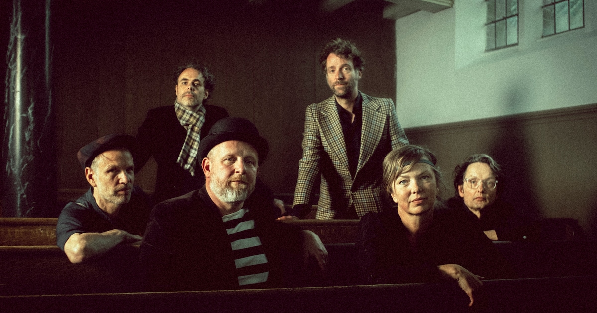 Wanneer golven stijgen: Happy Camper zet je aan het denken over grote ...