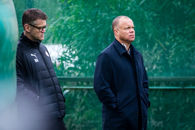 Earnest Stewart vertelt alles over de transferperiode van PSV: ‘Ricardo ...