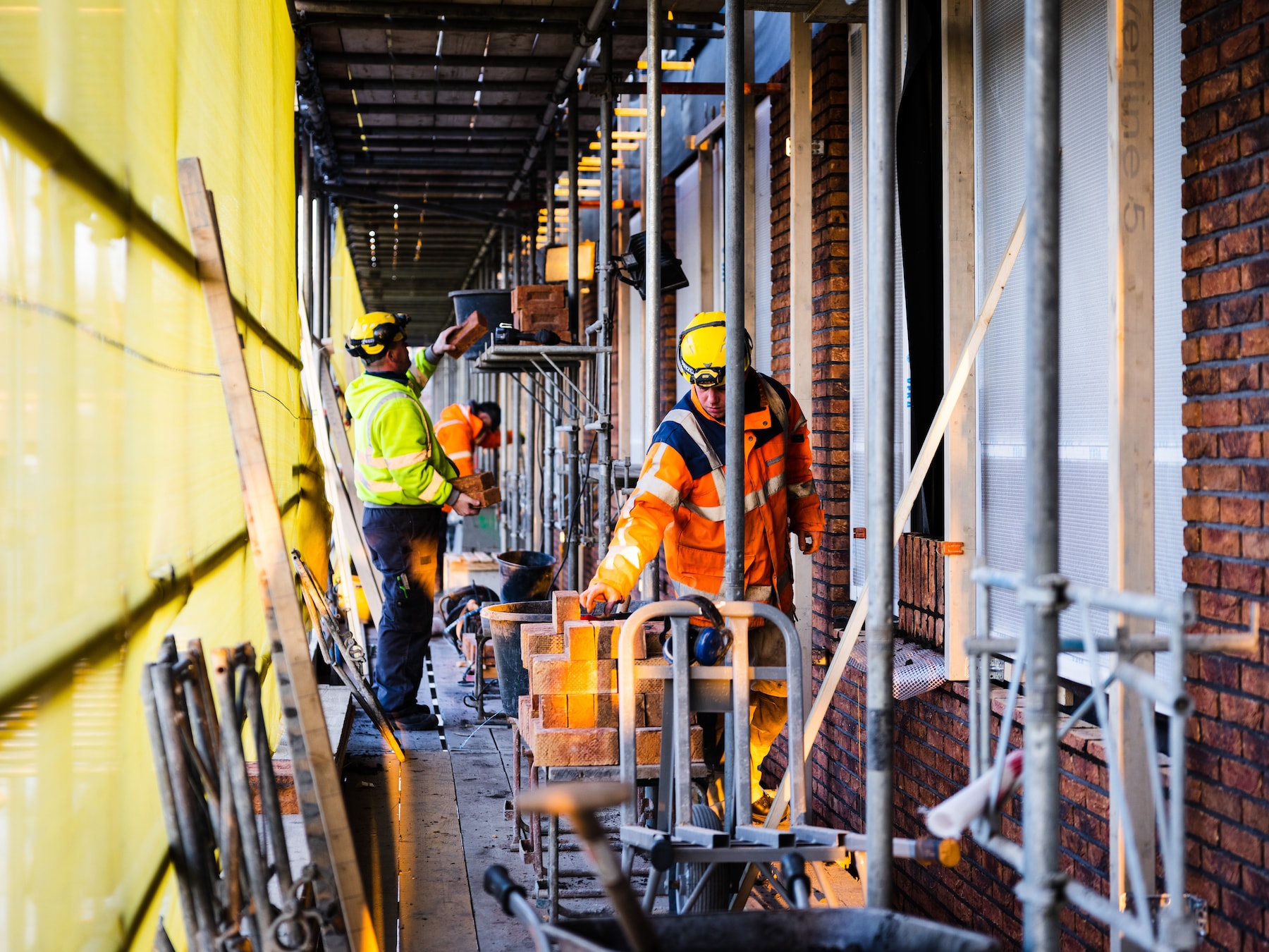 LIVE Tweede Kamerverkiezingen | Kiesraad: 16 van de 32 partijen hebben ...