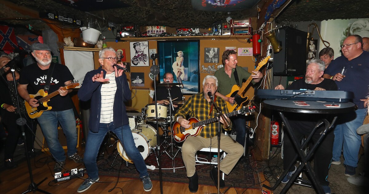 Driehonderd fans verrassen jubilerende rockers Mac Taple tijdens feest ...