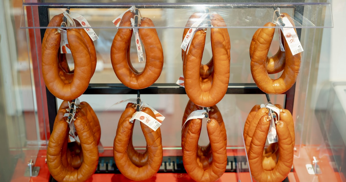 HEMA stapt na kritiek klanten af van vernieuwd rookworstrecept en ...