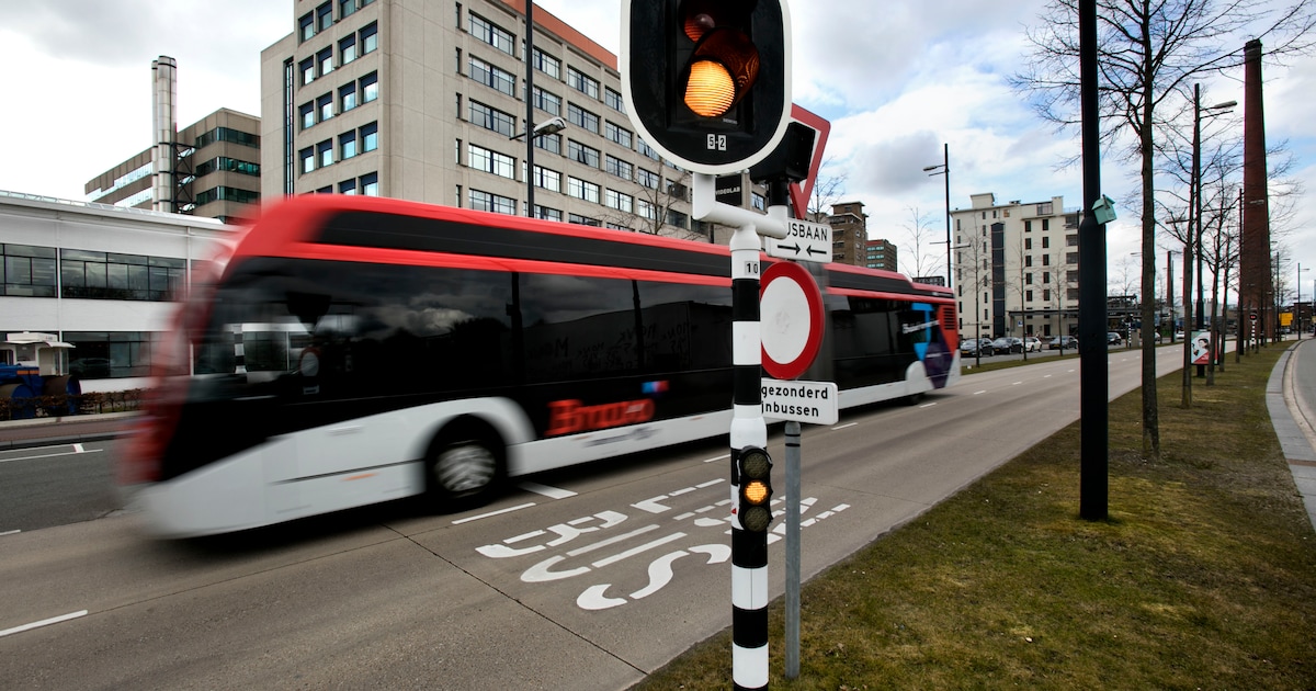 Nieuwe snelle busbaan tussen Eindhoven en Veldhoven in beeld voor ...