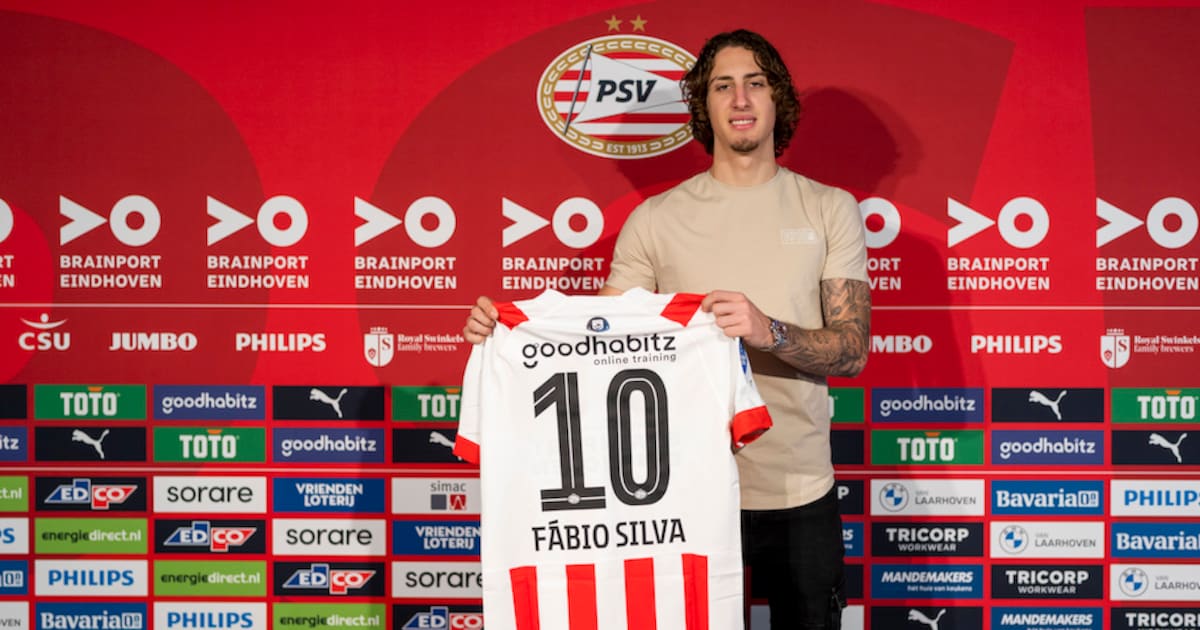 PSV bevestigt de komst van spits Fábio Silva en laat Hoever definitief ...