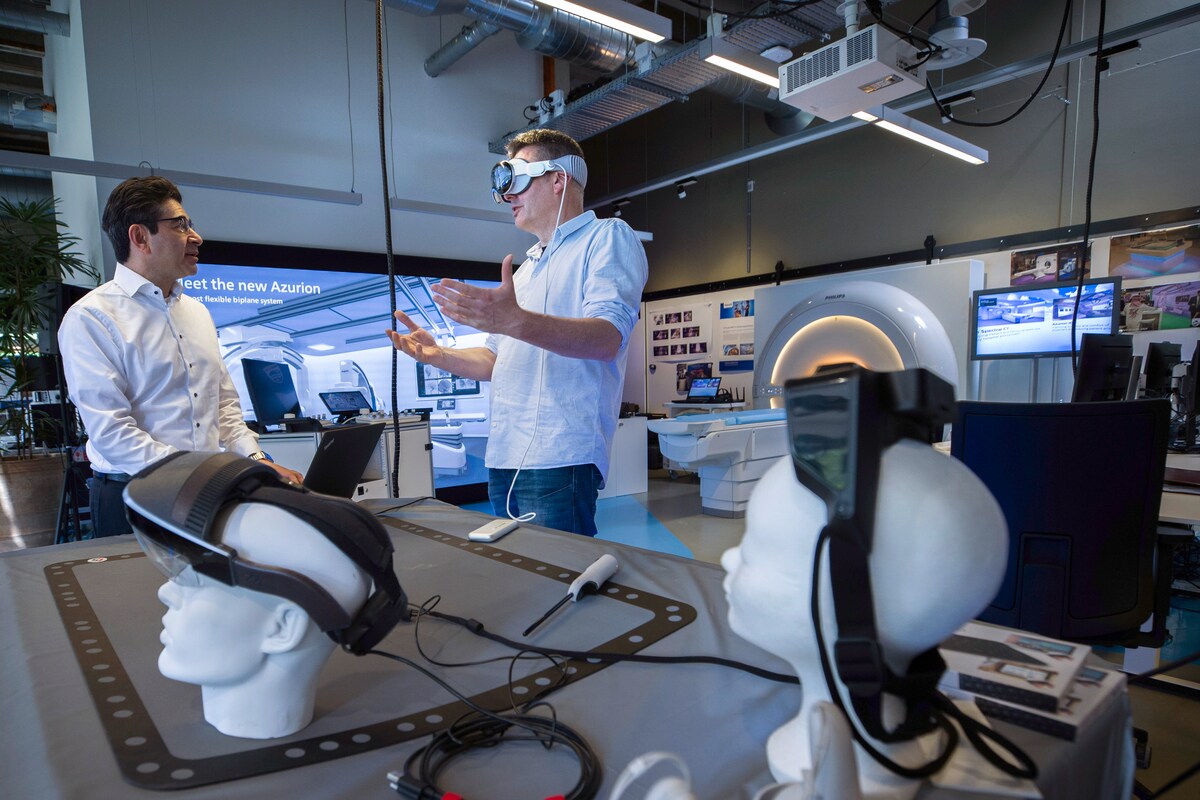 Philips zet vol in op AI: gaan we straks op spreekuur bij ChatGPT ...