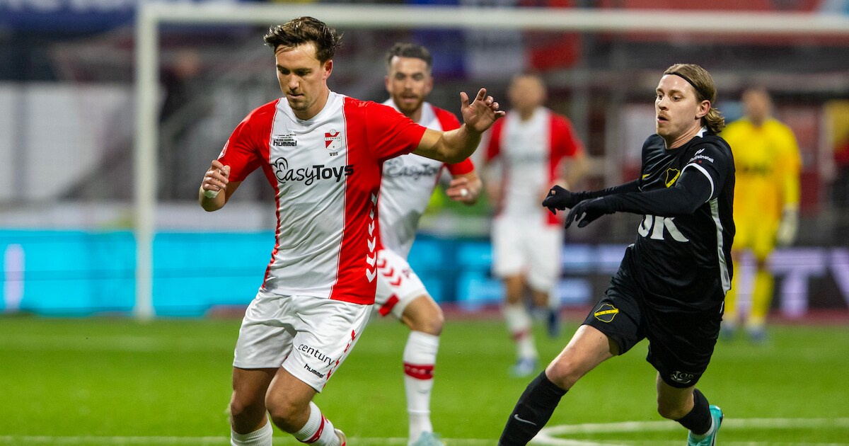 Nog een keer stralen bij PSV blijft dé droom van Dennis Vos: ‘Ik ben ...