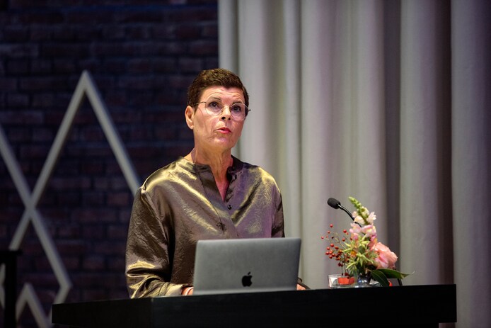 Award vernoemd naar plots overleden topambtenaar Marco (56), vriendin ...