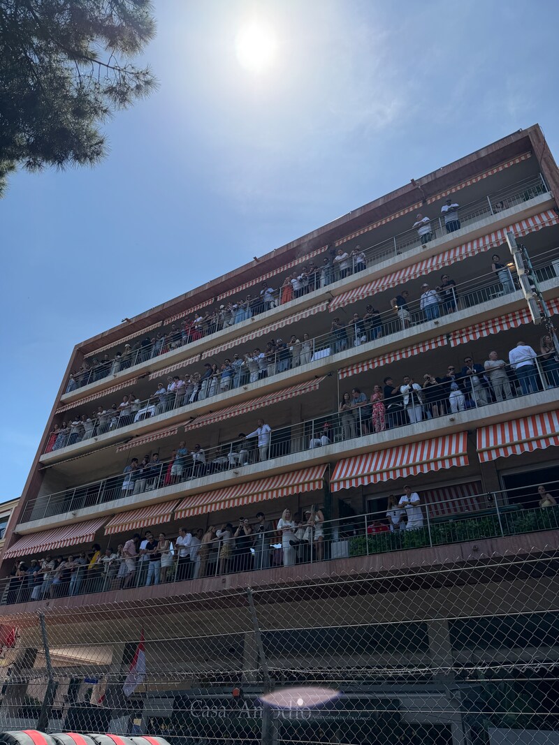 LIVE Formule 1 | Antonelli aan de leiding in Monaco, Hamilton ligt ...