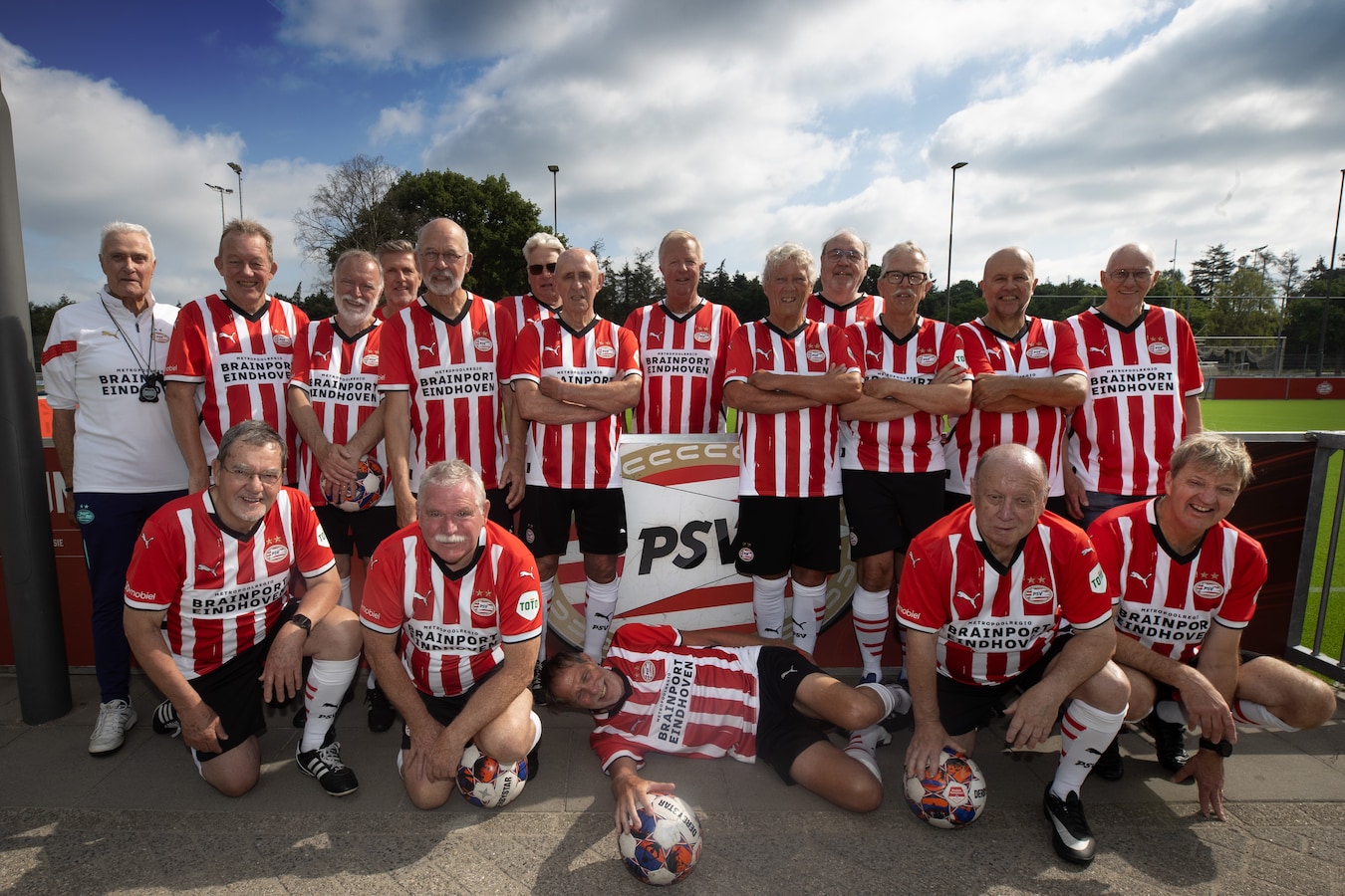 Na Jong PSV en PSV 1 is er nu ook Oud PSV: ‘Ik zou het voor geen goud ...