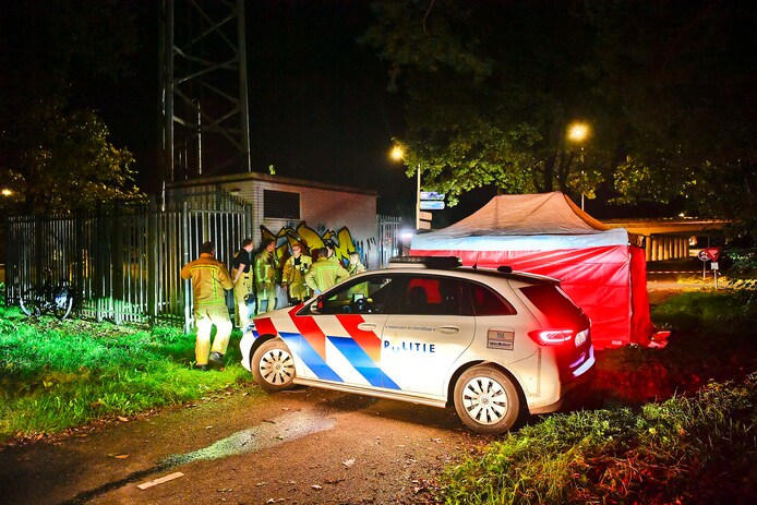 Voorbijgangster treft dode man aan op fietspad bij Leende, slachtoffer overleed niet door ...