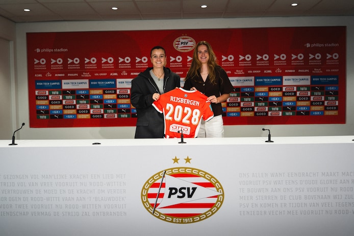 PSV Vrouwen ziet Fleur Stoit naar Feyenoord vertrekken en haalt ...