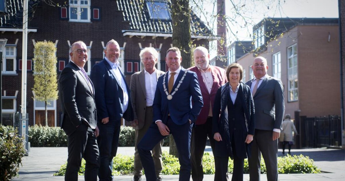 Wethouders in Geldrop-Mierlo moeten ‘constant aan staan’ en dus alle 5 ...