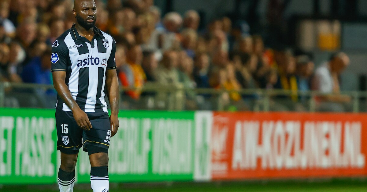 Jetro Willems is onder de indruk van PSV: ‘Je ziet amper verschil als ...