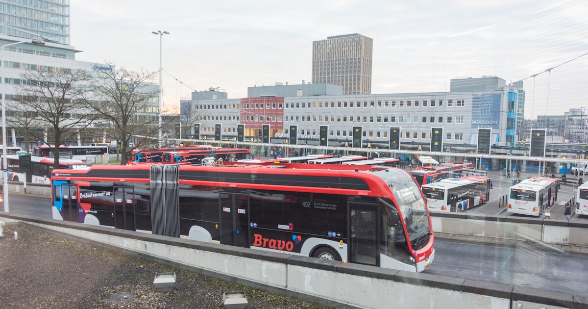 Hermes krijgt boete voor vertraagde invoering schoon busvervoer in ...