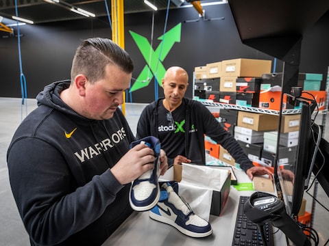 Chauffeur bij sneakerroof zegt dat hij erin is geluisd: ‘Ik voel me al ...