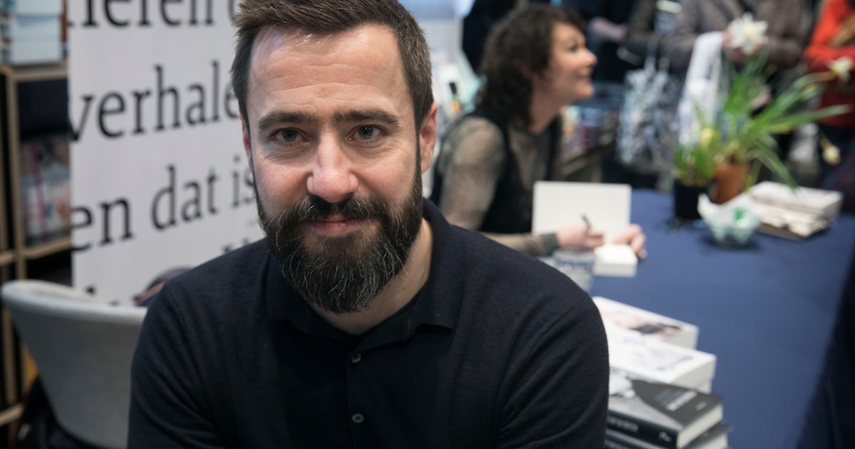 Directeur Jan Verhagen verlaat boekhandel Van Piere in Eindhoven ...