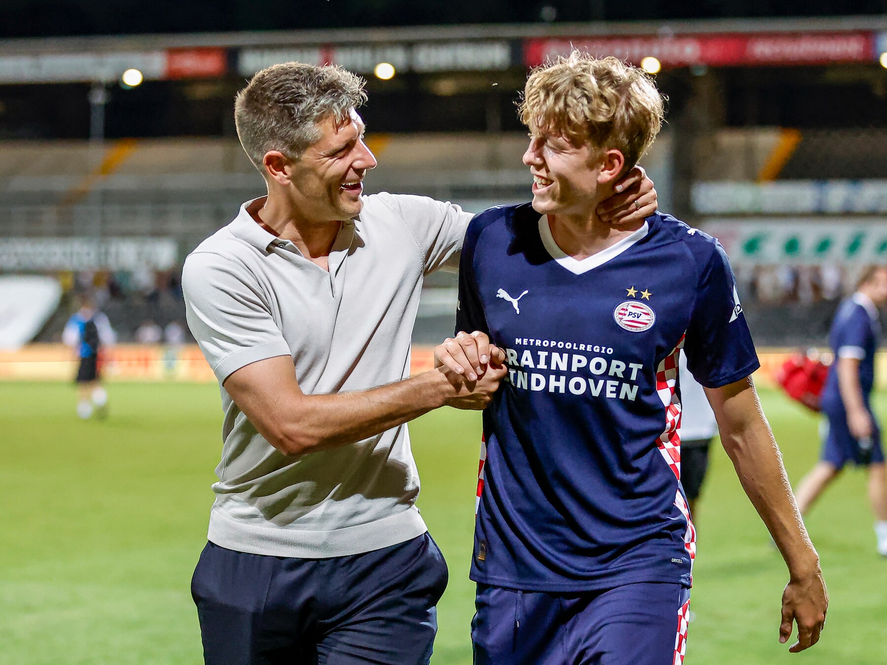 Het zit Pepi nog niet mee bij PSV, dat nog een nieuwe speler wil en met ...