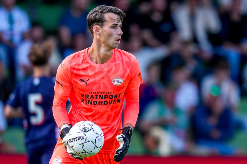 Keeper Tijn Smolenaars uit Budel beleefde een bijzondere periode bij ...