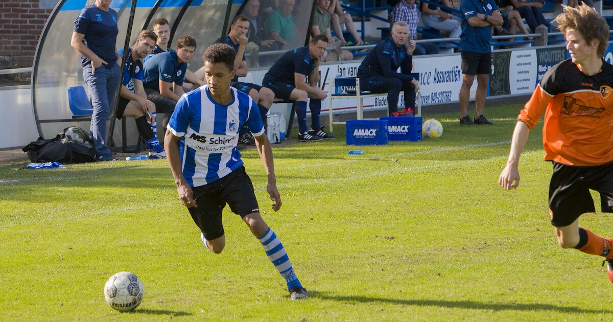 Ibou Bot van Bladella houdt het voetballen voorlopig voor gezien ...