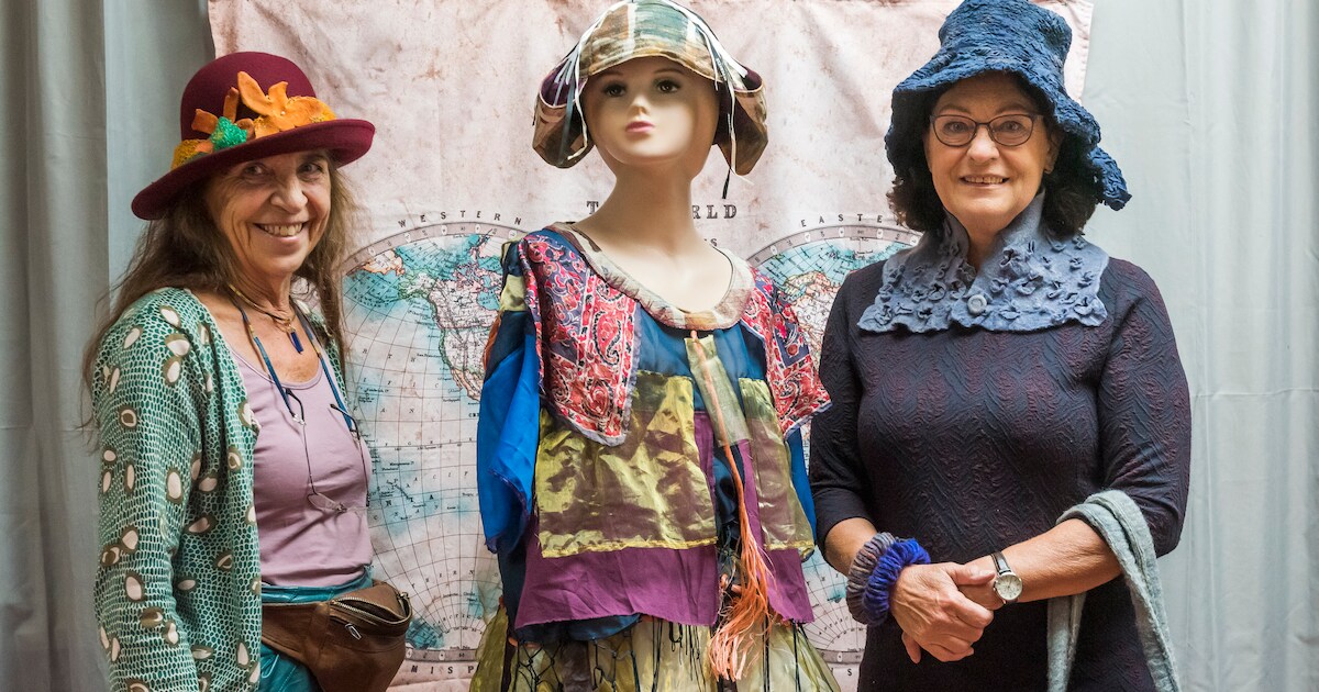 Hoed van mandarijn, hesje van koffiecups: Wereldwinkel Eindhoven maakt ...