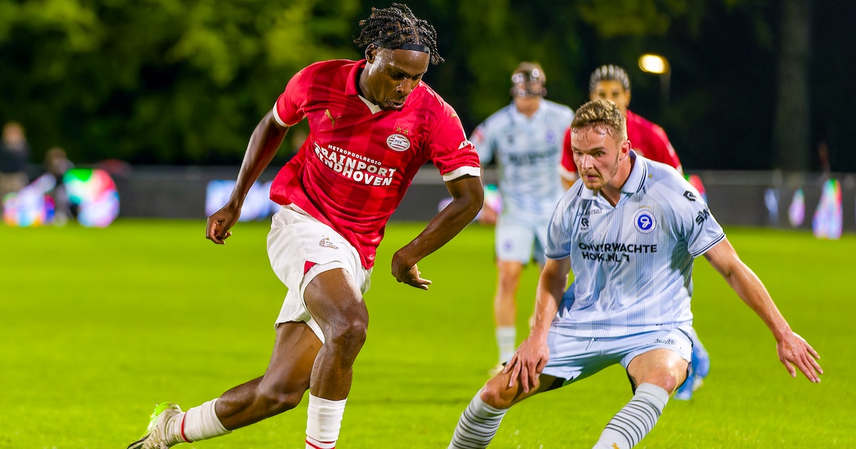 PSV-talenten maken zich op voor drukke week en gaan eerst met een ...