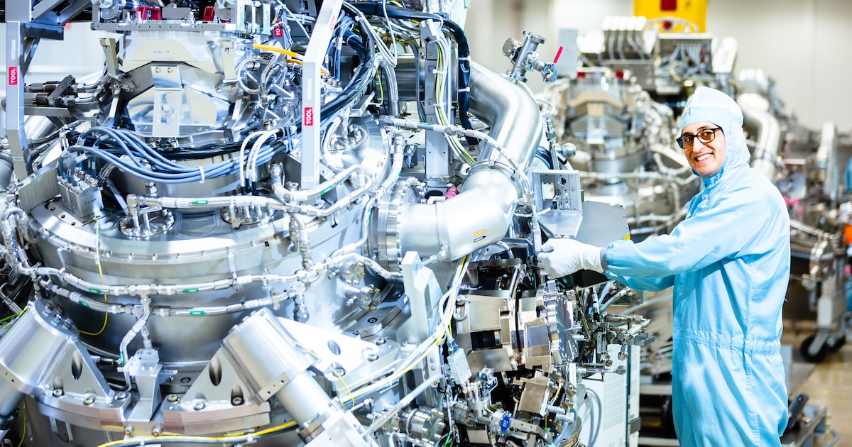 ASML trapt op de rem; daardoor is er ook minder werk voor ...