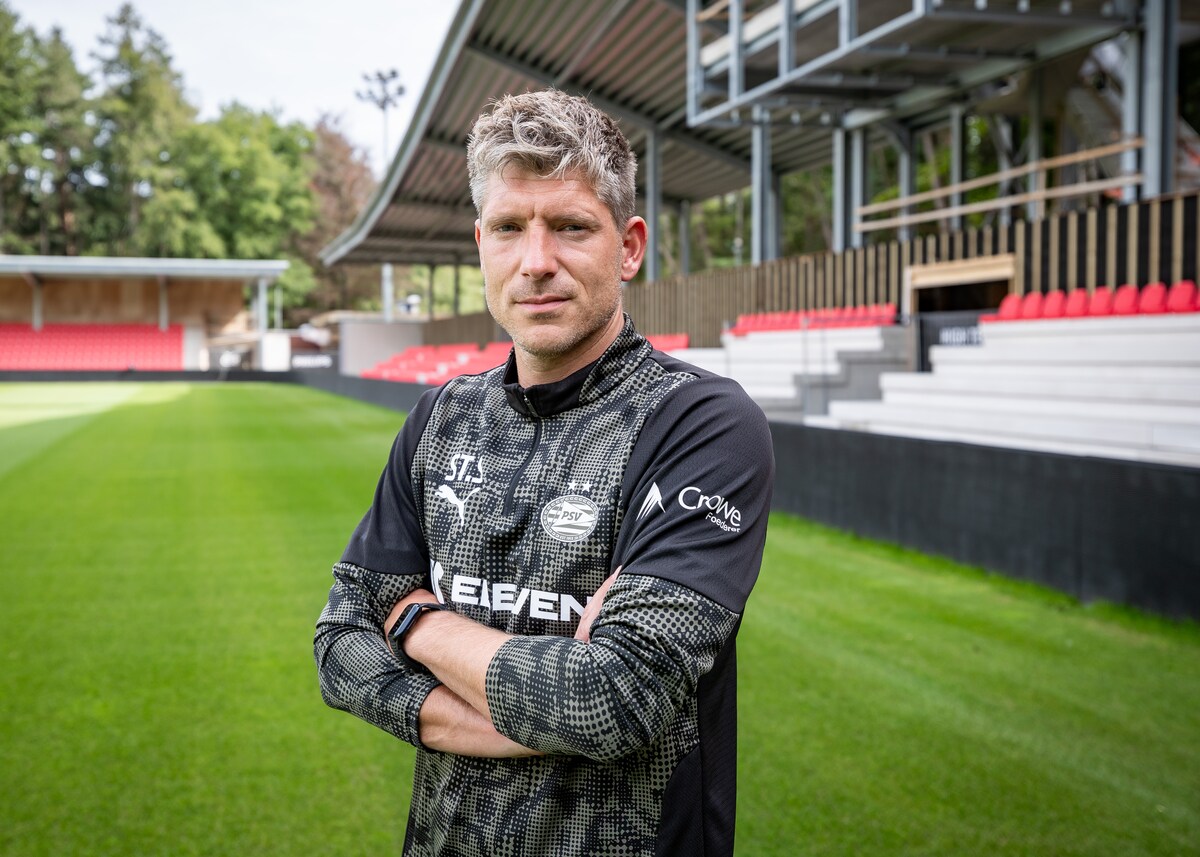 Stijn Schaars begint aan een nieuw leven bij PSV en vertelt over zijn ...