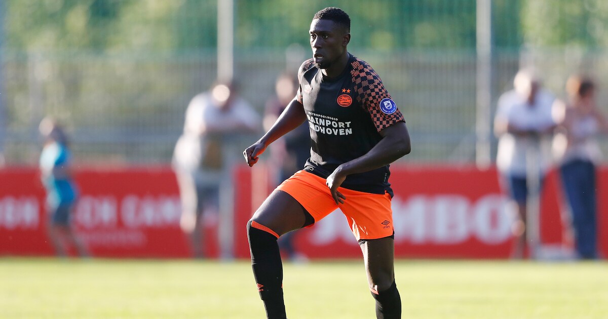 Derrick Luckassen heeft zichzelf en PSV geen dienst bewezen met zijn ...