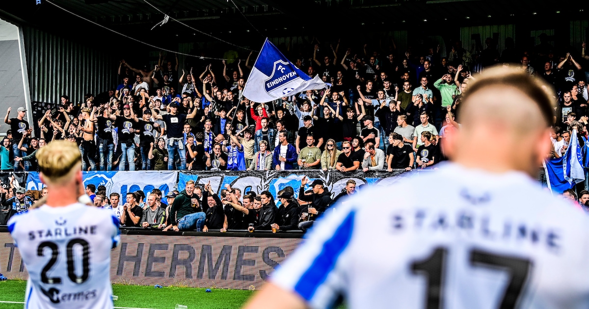 Harde kern FC Eindhoven niet blij met veiligheidscoördinator: gesprek ...
