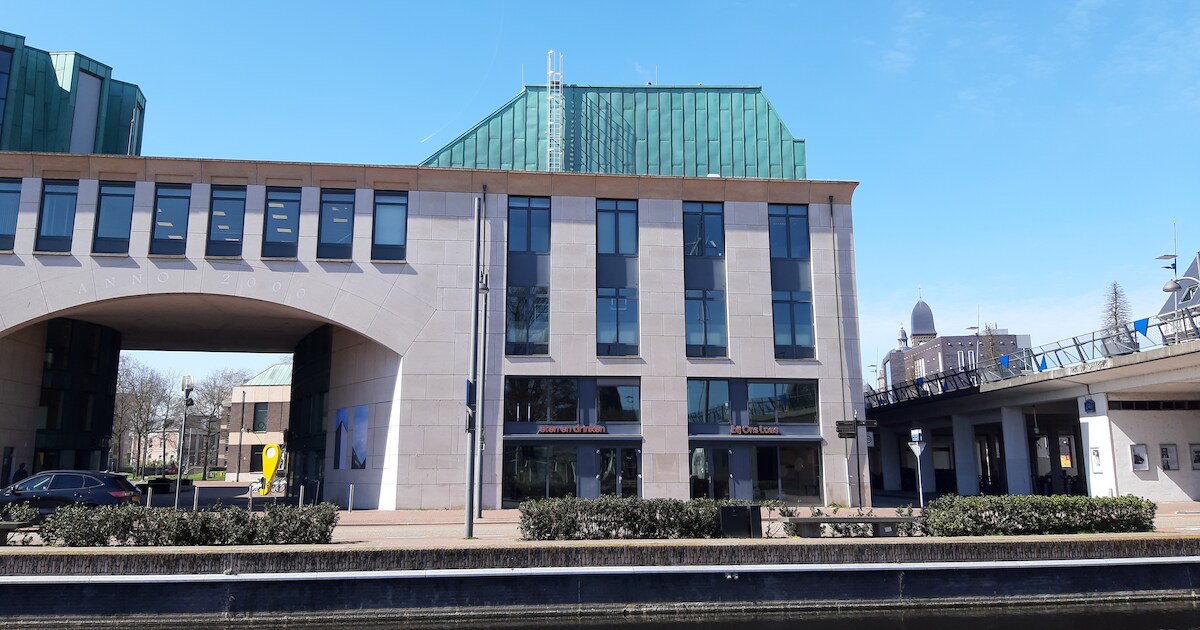 Steakhouse aan kanaal in Helmond failliet, eigenaar overweegt hoger ...