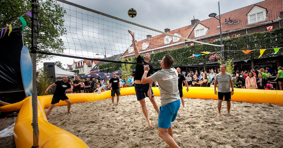 Meer dan 100 teams bij Beachvolley op De Statie | Regio | ED.nl