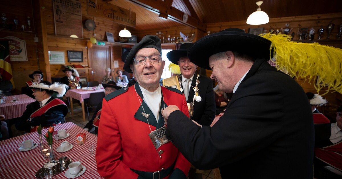 Jan Kemps is vergroeid met het gilde: 70 van zijn 86 levensjaren is hij ...