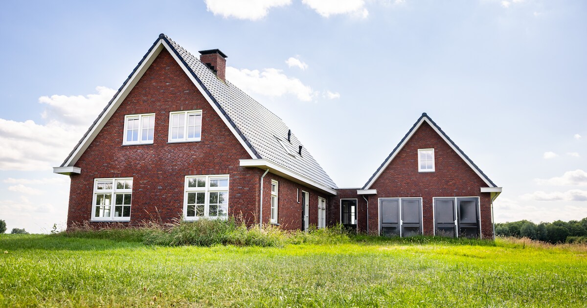 Dit moderne ‘spookhuis’ staat al 10 jaar leeg: hoe kan dat? | Wonen | ED.nl