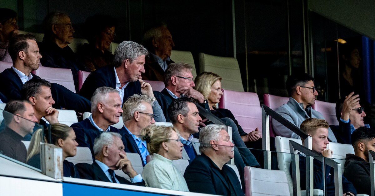 PSV neemt de tijd voor opvolging De Jong, Brands wil technische taken ...