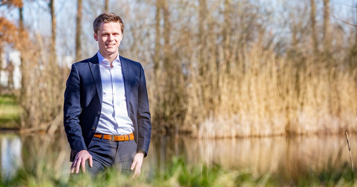 Van vakantiekracht tot ‘waterwethouder’: Bas (25) is een van de jongste ...