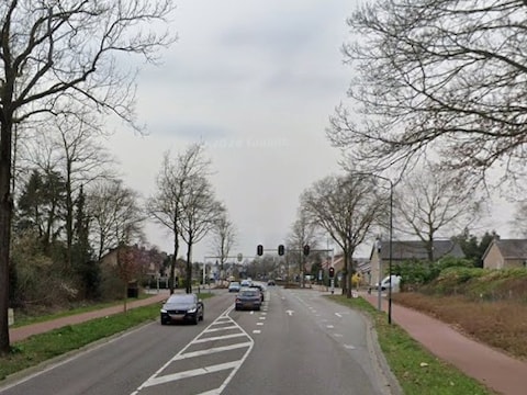 Omwonenden Mierloseweg bezorgd: verdwijnen chicane kan leiden tot extra ...